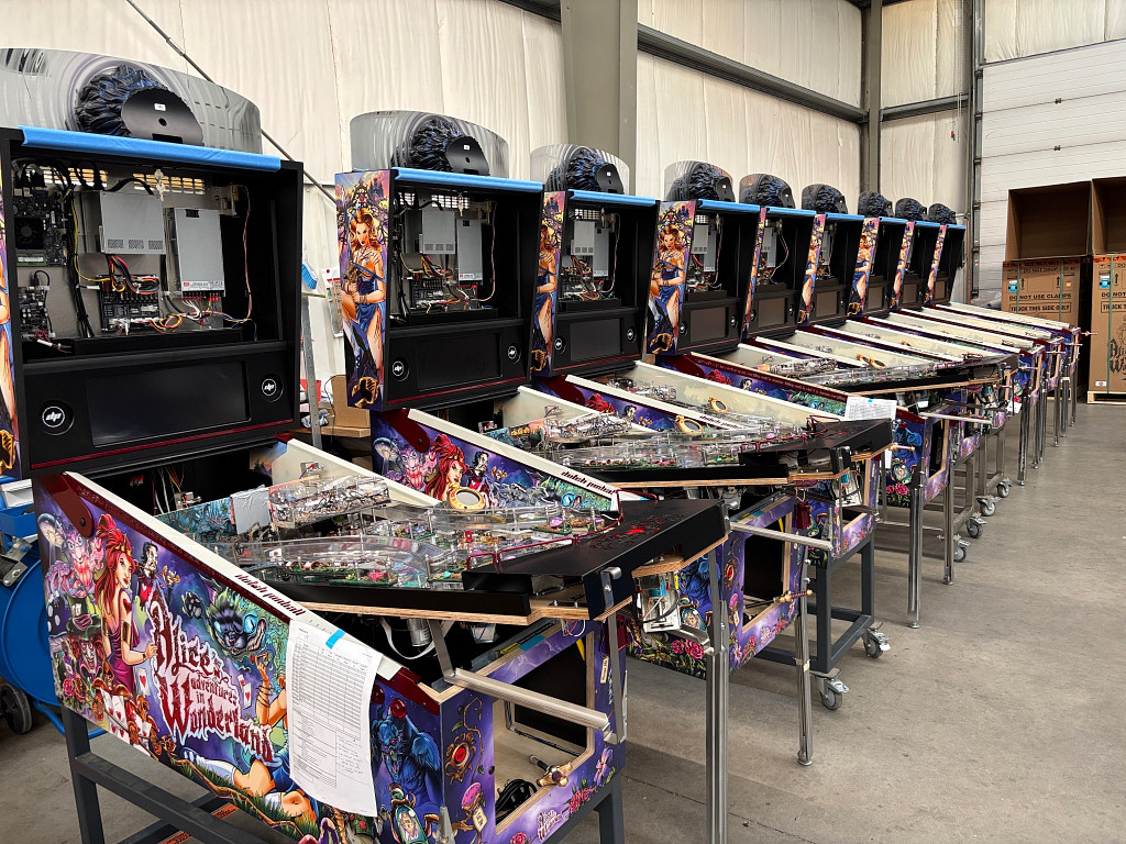 Dutch Pinball Begins Shipping Alice in Wonderland Toppers; More Cool ...